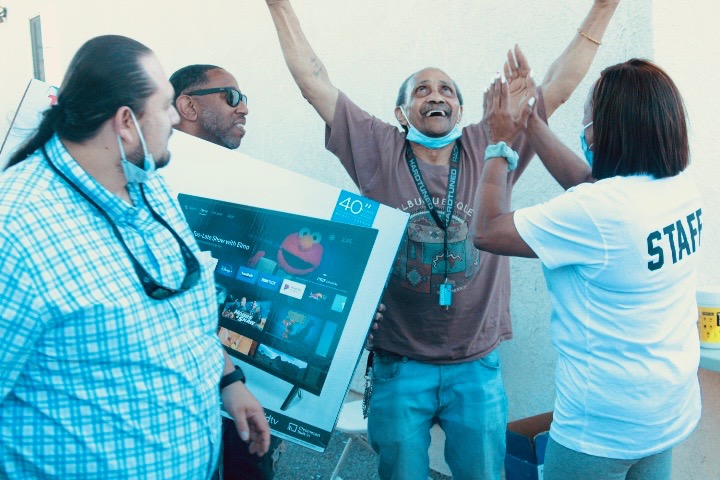 LaShawn Smith Dedicates Her Life To Helping The Homeless Community ...