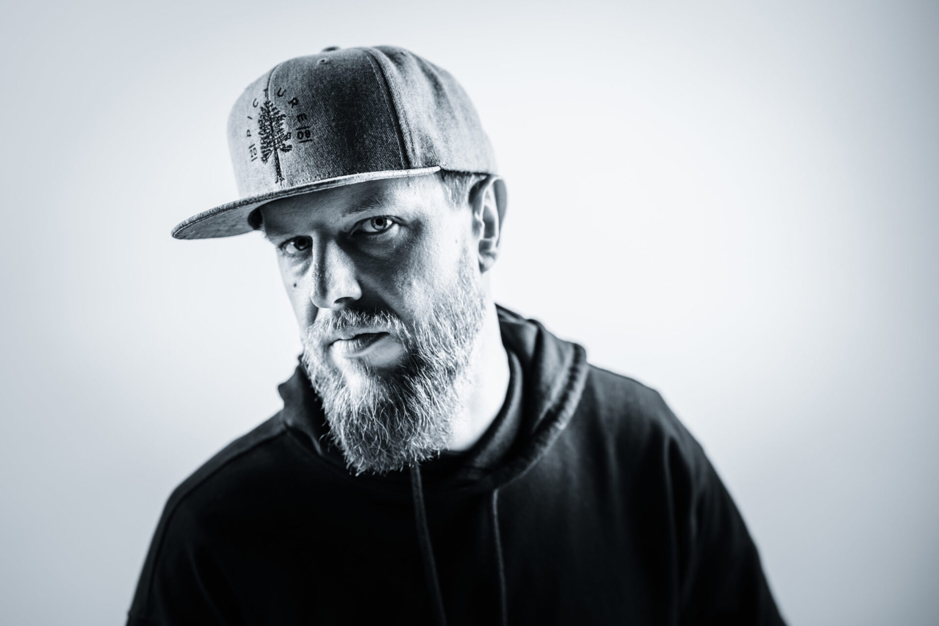 Meet Musician Dave Elwert And His Love For Music - The LA Note Magazine