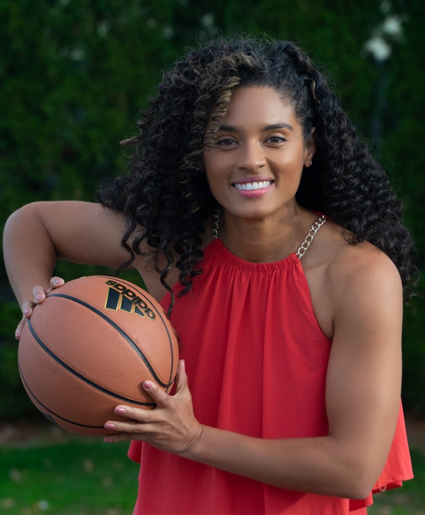 Evette Morales On Living A Life Of Purpose And Following Your Passion - The LA Note Magazine