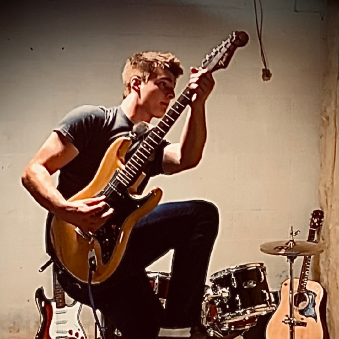 Strokes Of Genius: The Unique Thinking Of Logan Howard - The LA Note ...