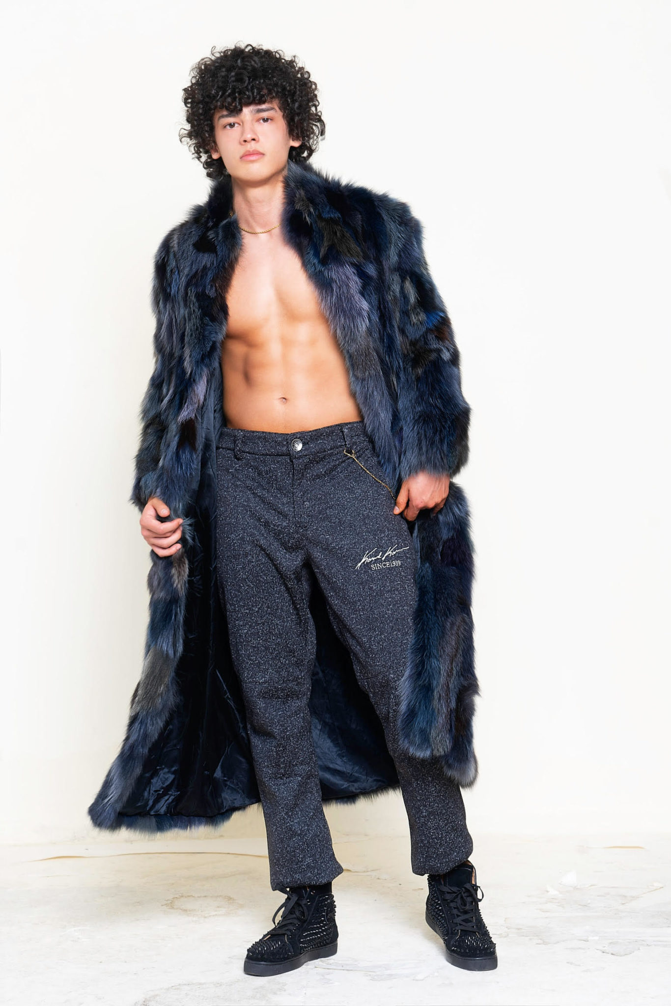 How Wardrobe Stylist Jiovani Cervantes Transforms Lives One Outfit At A ...