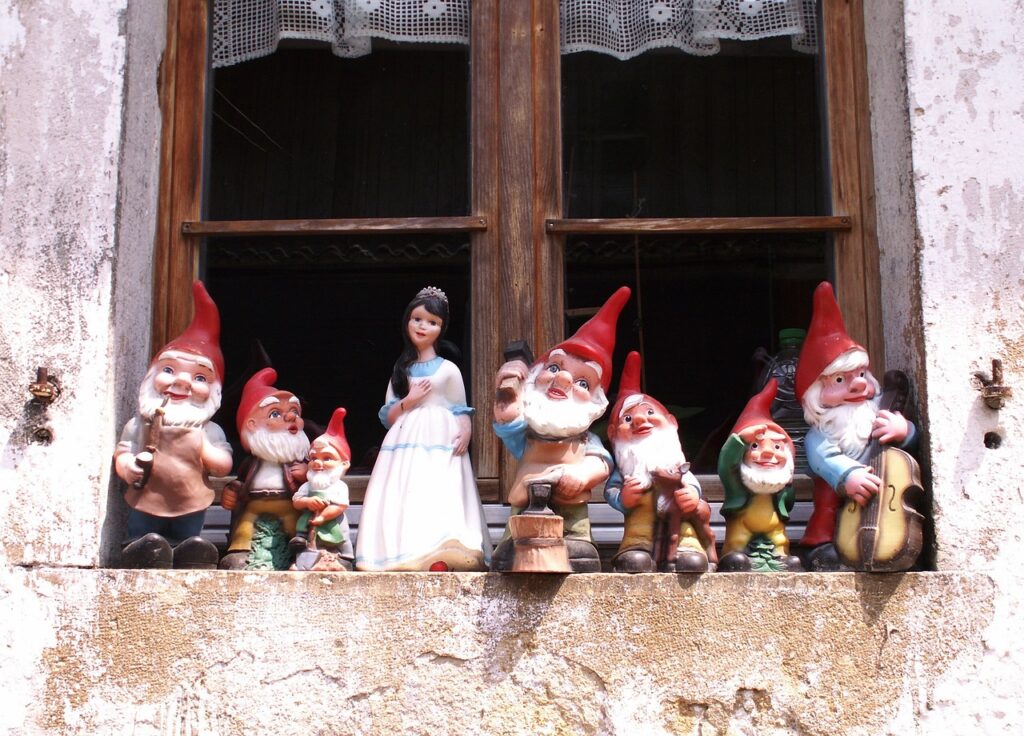 The Names Of The Seven Dwarfs - The LA Note Magazine