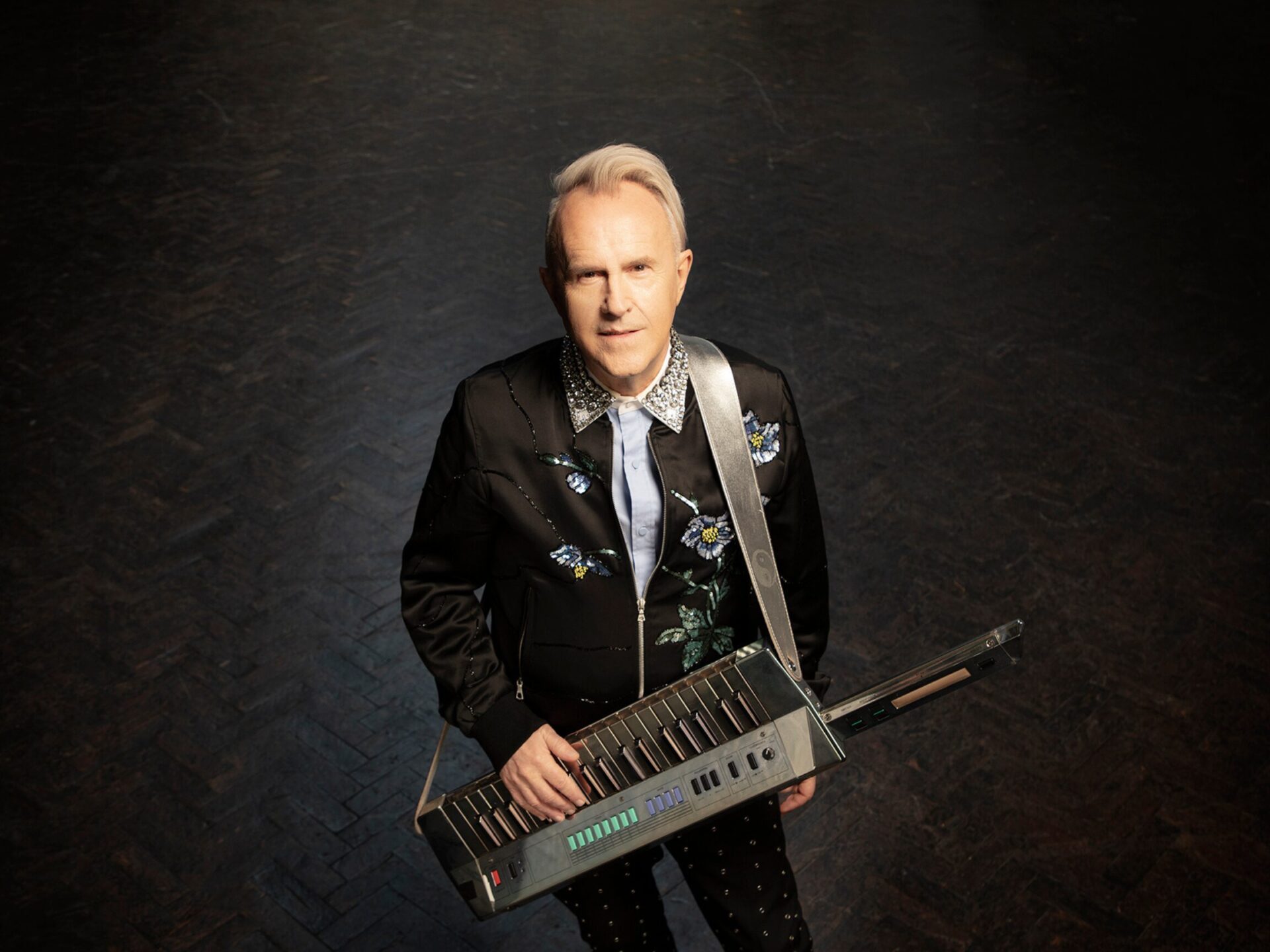 New Wave Icon Howard Jones To Release Live Album: “LIVE AT THE O2” Due ...