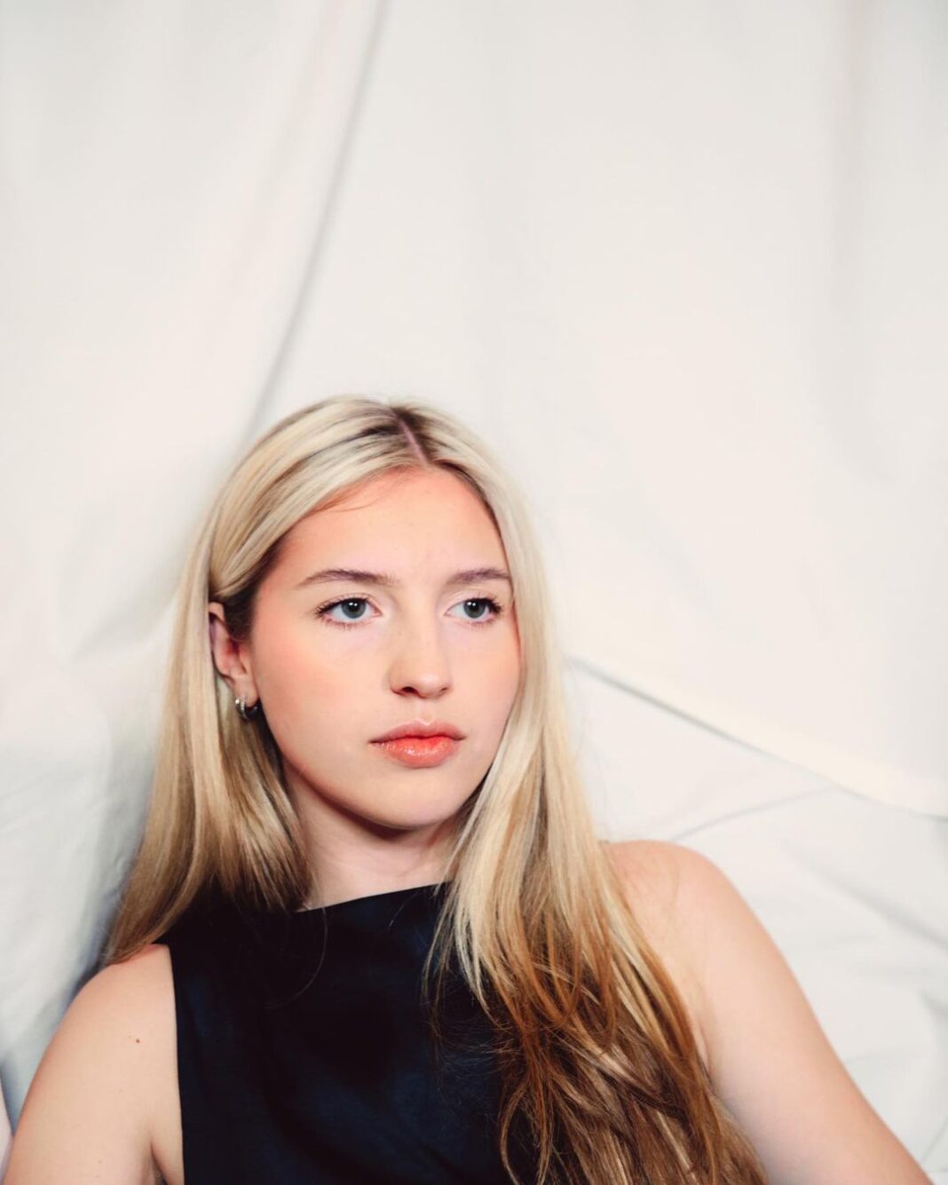 Emerging Pop Artist COLBY Released Her Debut Ep "DEAD GIVEAWAY" - The ...